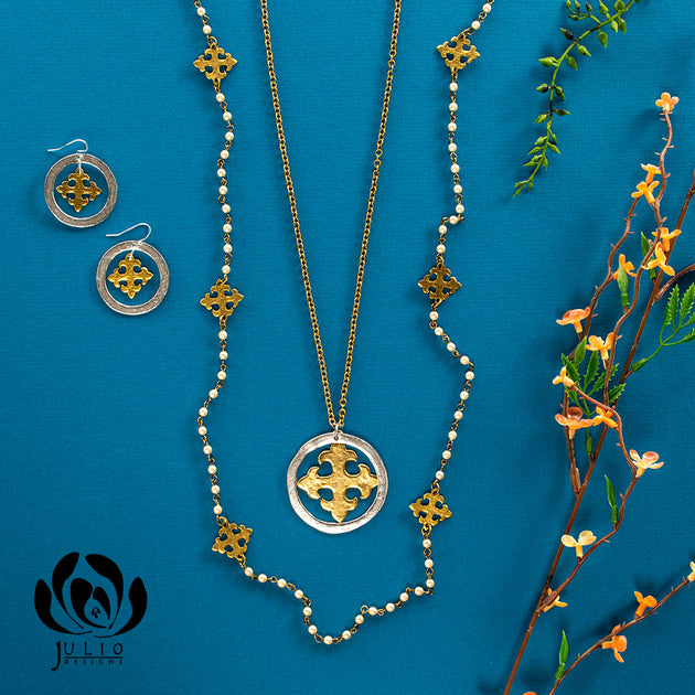 What to Look for When Selecting the Right Handmade Jewelry Designer ...